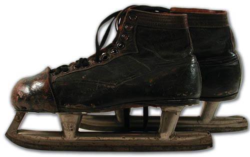 vintage Ice Skate from the very beginning